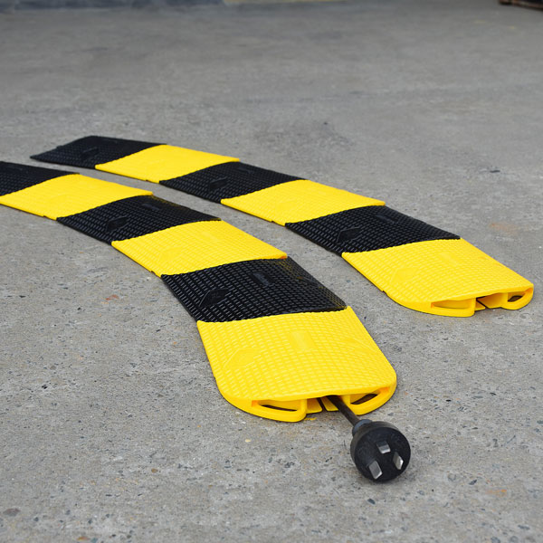 Cable Management : Python Flexible Cable Cover - Large